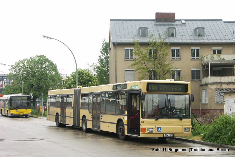 Traditionsbus-Berlin: MAN GN 92 (NG 272)