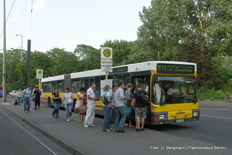 Traditionsbus-Berlin: MAN GN 92 (NG 272)
