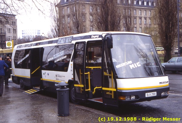 Traditionsbus-Berlin: Neoplan MIC