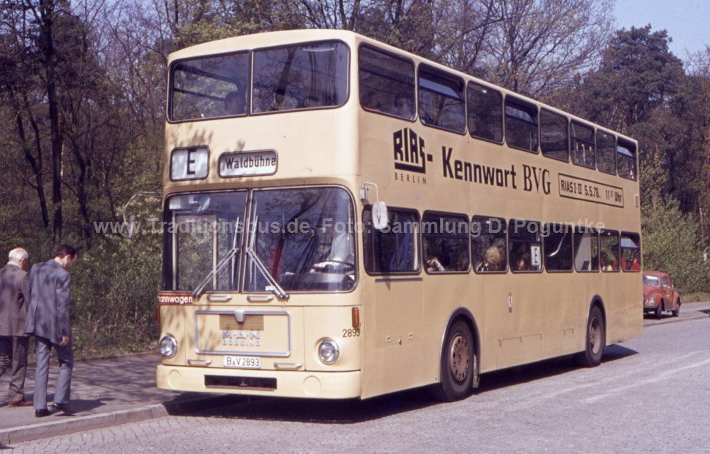 Traditionsbus Berlin: SD77